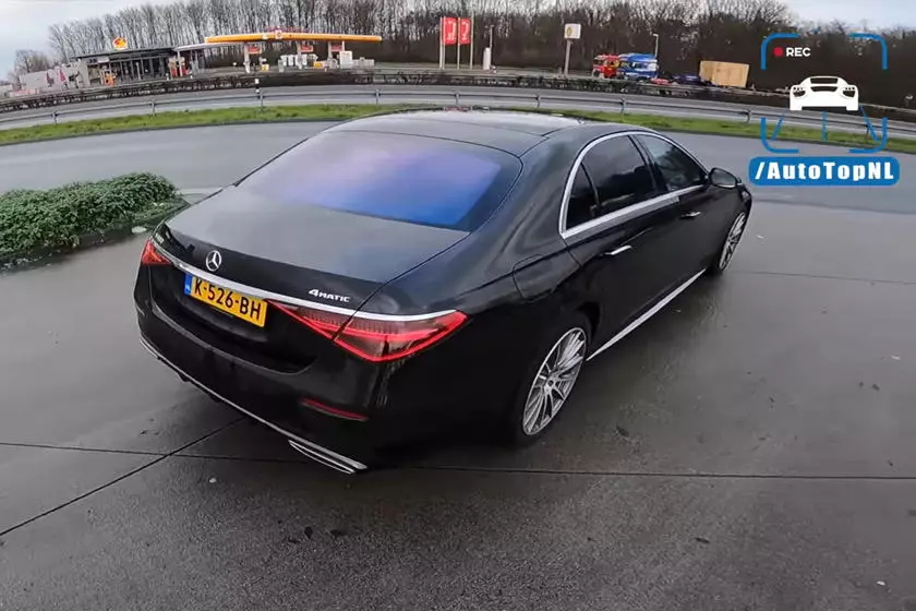 Максимальное использование Mercedes S-Class 2021 года на автобане выглядит удивительно круто 10158_7