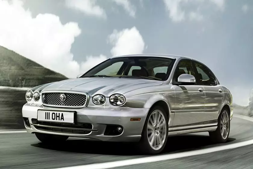 Ụgbọ ala ndị gbara akara BMW 3 Series ma dara 10184_8