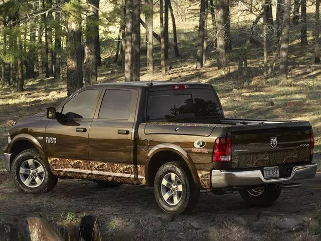 Hunters Rejoice as Ram 1500 Mossy Oak Edition se vrací 102157_1