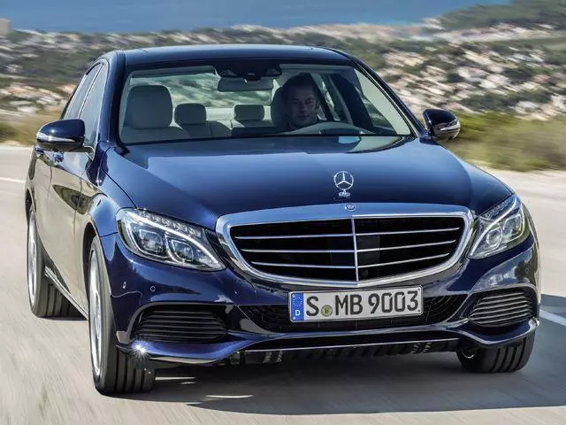 EPA-ն դեռ չի հաստատել Mercedes-ի դիզելային շարժիչները 2017թ 1024_1