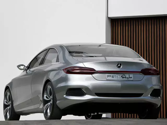 Mercedes-Benz Concept Style Coupe (CLC) დებიუტი LA Art Festival-ზე შედგება 104077_2