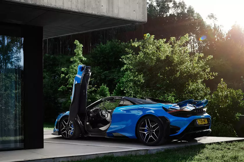 „McLaren 765LT Spider“ pasiekia viršų su 755 arklio galių 10449_13