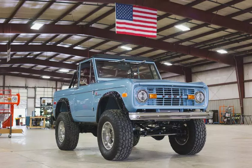 Afaka manafatra Ford Bronco vaovao vaovao ianao izao 10452_1