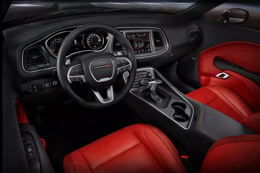 2014-2019 Dodge Challenger R/T boshqaruv paneli