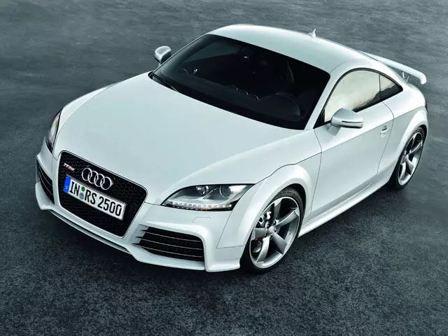 Прэм'ер 2012 Audi TT RS Прадаецца ў Штатах 105538_1