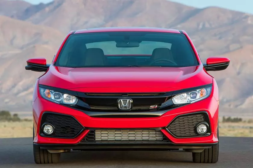 سستی اور آرام دہ تفریح: 2018 Honda Civic Si 10636_6