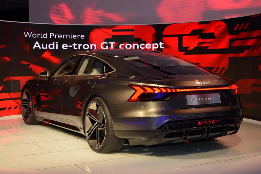 Audi e-tron GT અને Porsche Taycan માં આ એક વસ્તુ સામાન્ય છે 10682_5