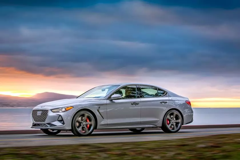 2019 Genesis G70 ag Teacht I Nua-Eabhrac Chun An 3-Sraith BMW a chomhrac 10745_15