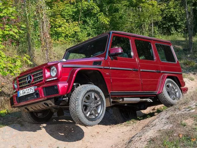 La prossima Mercedes Classe G sembrerà ancora una scatola meravigliosa 1076_1