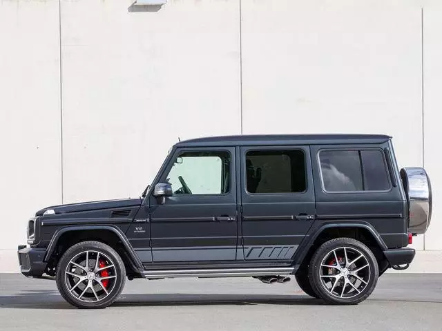 다음 Mercedes G-Class는 여전히 멋진 상자처럼 보일 것입니다. 1076_2