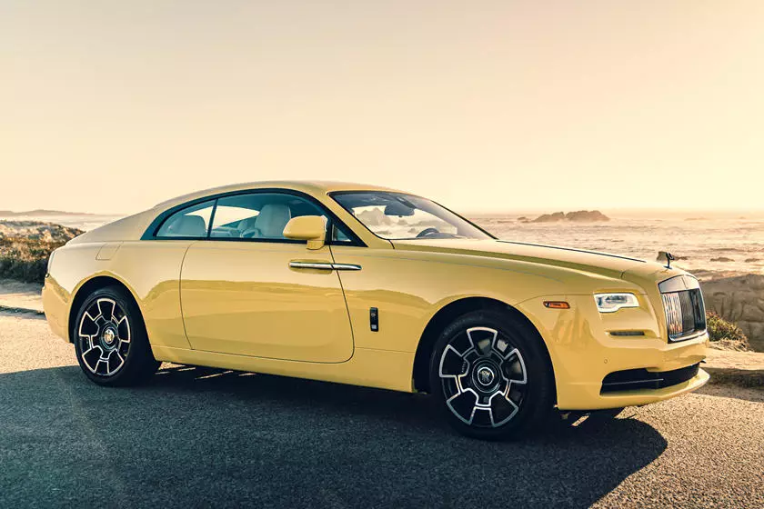 2017-2020 Rolls-Royce Wraith Zijaanzicht Rijden