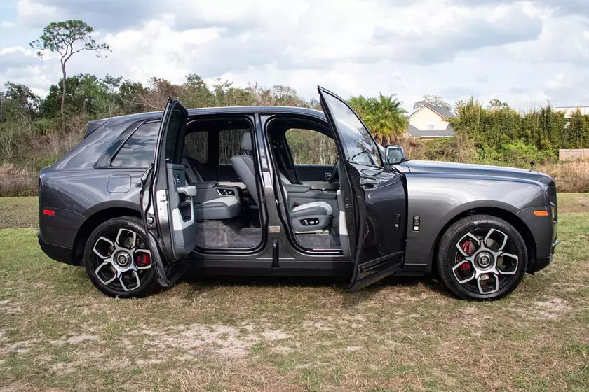 Rolls-Royce Cullinan zijwaarts zicht 2019-2021