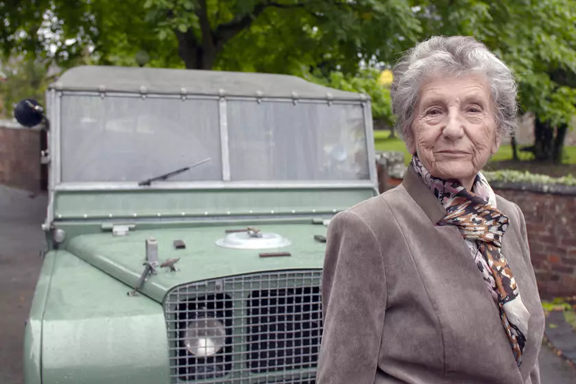 Un retraité retrouve le Land Rover d'origine 70 ans plus tard 10873_1