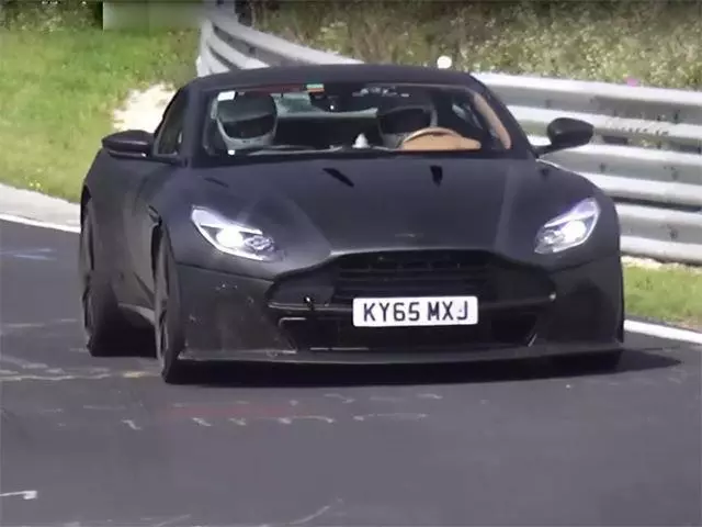 Ang Bag-ong Aston Martin Vanquish Makigsangka sa Ferrari 812 Superfast Sunod Tuig 10908_1