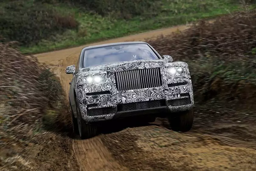 මෙය ඔබ දැකීමට පෙර Rolls-Royce Cullinan SUV රථයයි 10930_4