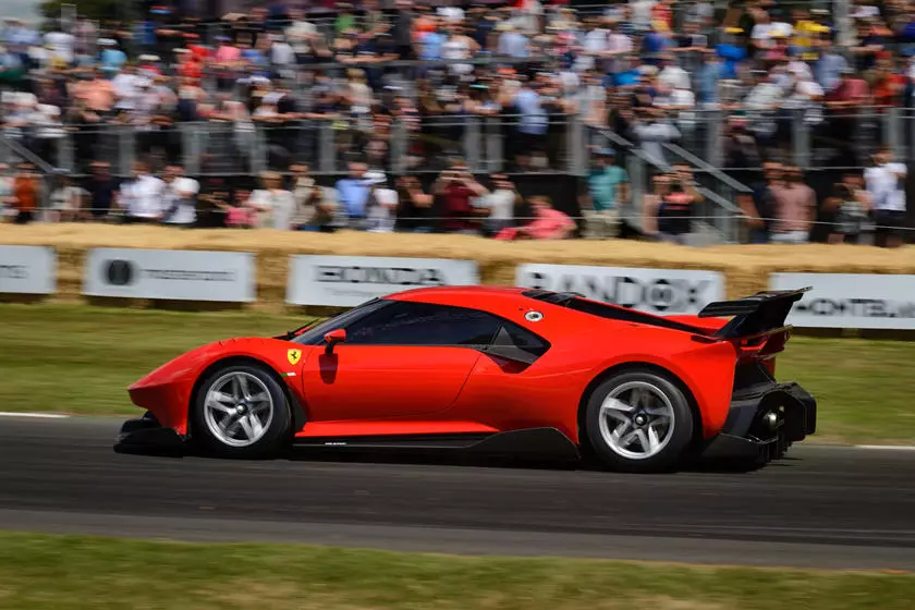 Ferrari P80/C stoltserar med sin skräddarsydda kaross på Goodwood 11220_5