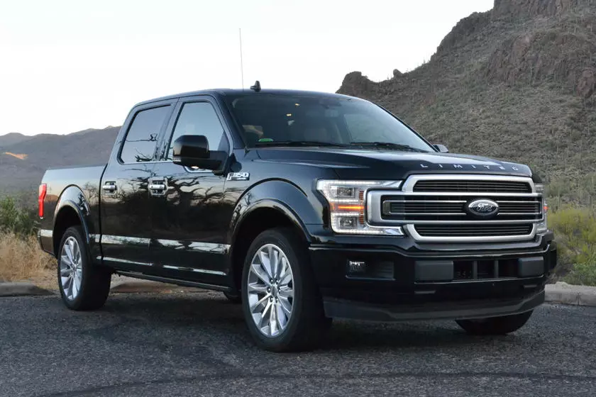 2019-2020 Ford F-150 хязгаарлагдмал урд өнцгөөр харах