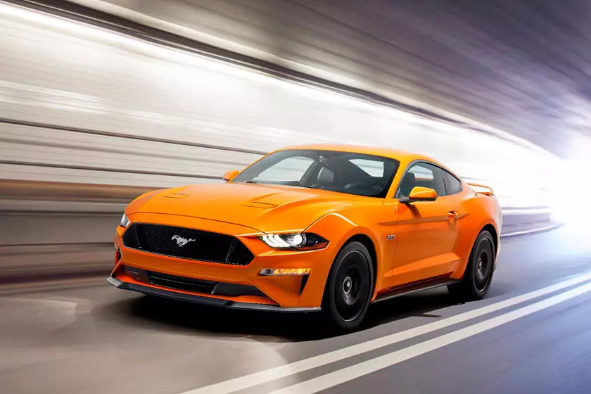 2018-2020 Ford Mustang Coupe Vooraansig bestuur