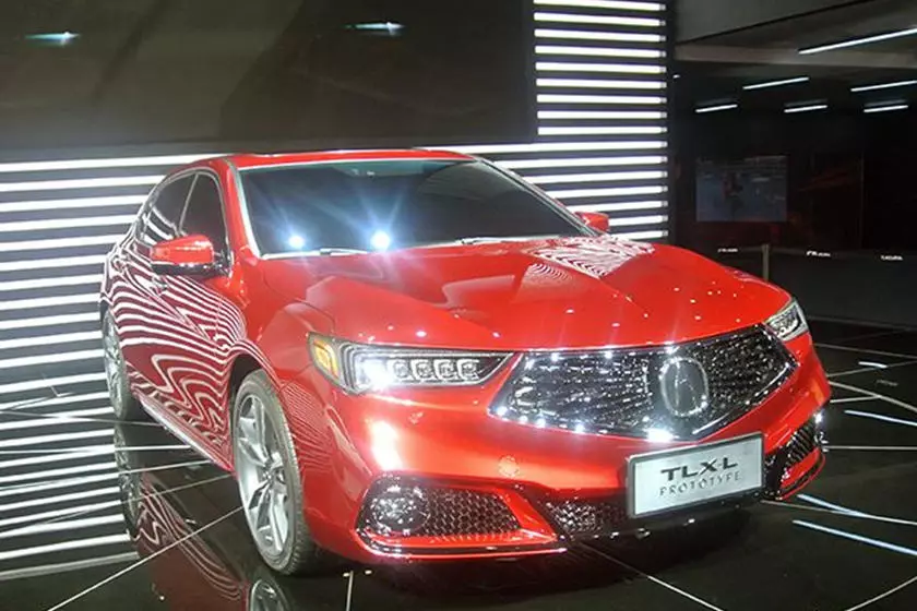 Acura TLX lance un prototype de version à empattement long à Shanghai