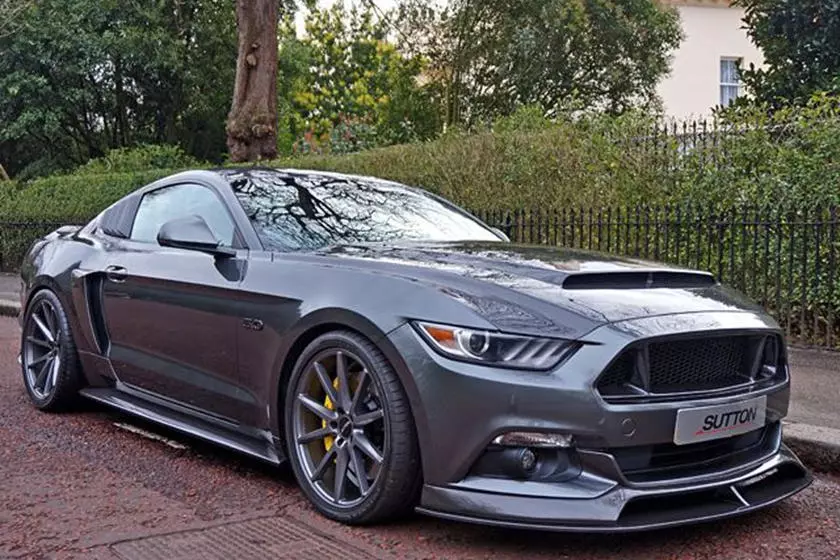 AmaBrits Ayahlanya Ngemisipha YaseMelika Ngale Mustang engu-800-HP