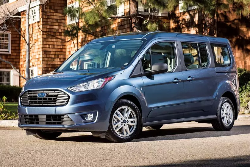 2019 Ford Transit Connect Wagon е анти-миниван за бейби бума 11481_4