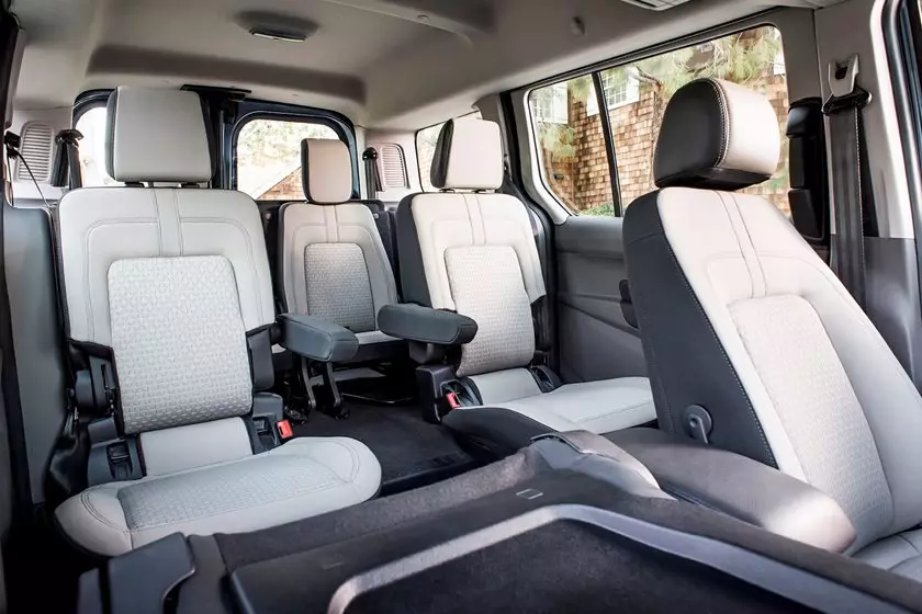 រថយន្ត Ford Transit Connect Wagon ឆ្នាំ 2019 គឺជា Anti-Minivan សម្រាប់ Baby Boomers 11481_7