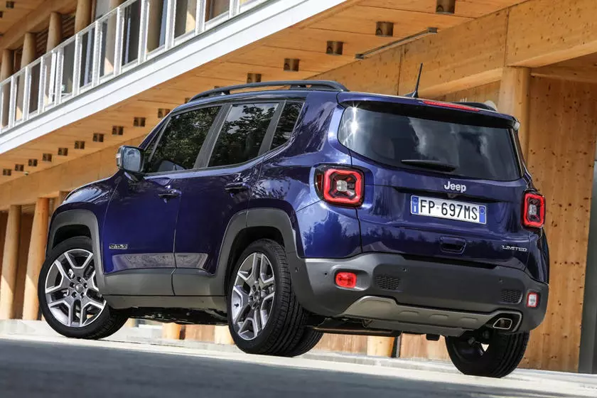 2019-2020 Jeep Renegade atzeko angeluaren ikuspegia