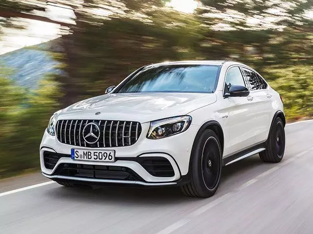 ဤသည်မှာ Hybrid Drivetrains သည် Mercedes-AMG V8 အင်ဂျင်ကို ချွေတာနိုင်သောကြောင့်ဖြစ်သည်။ 1162_2