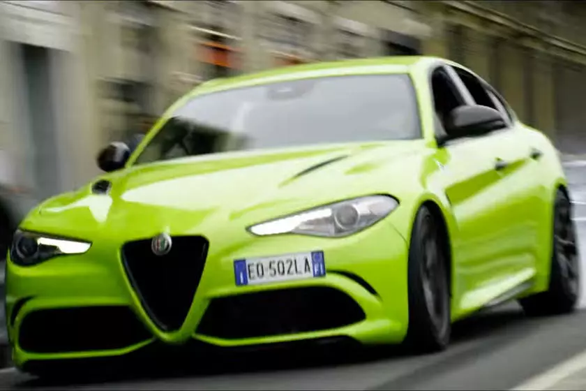 Alfa Romeo Giulia សម្តែងក្នុងរឿង Crazy Michael Bay Car Chase 11687_1