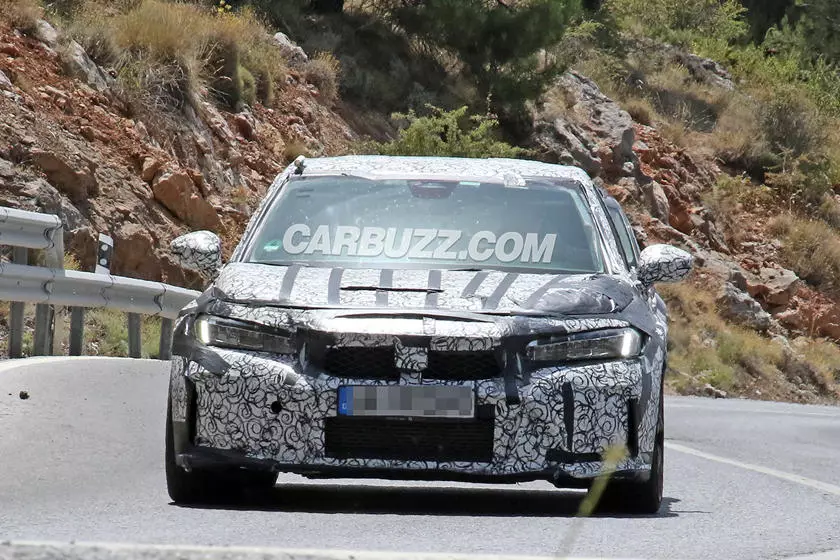 Noua Honda Civic Type R Spied cu aripa spate reproiectată 11727_7