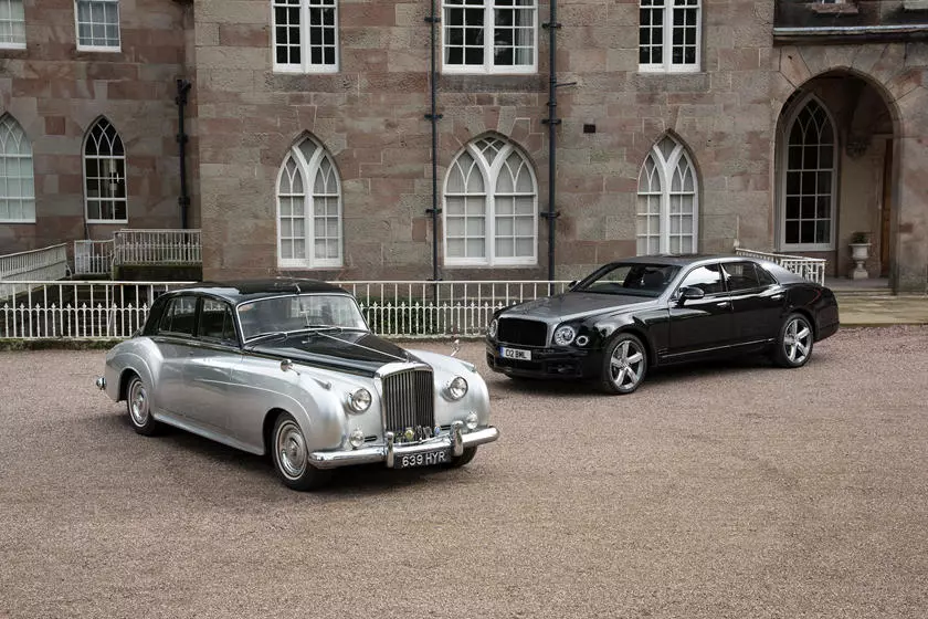 Bentley има най-стария V8 двигател в продажба днес 11780_1