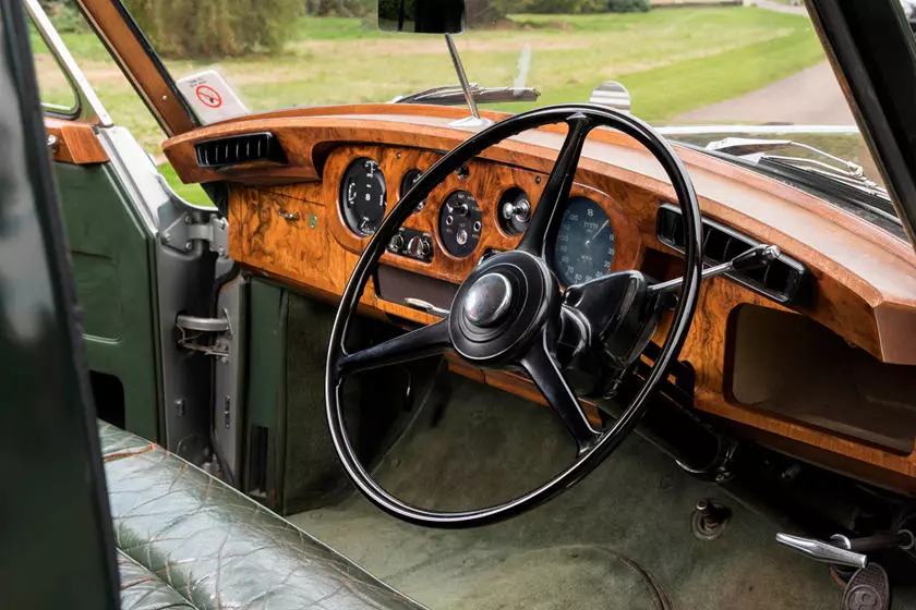 Šiandien parduodamas „Bentley“ seniausias V8 variklis 11780_8