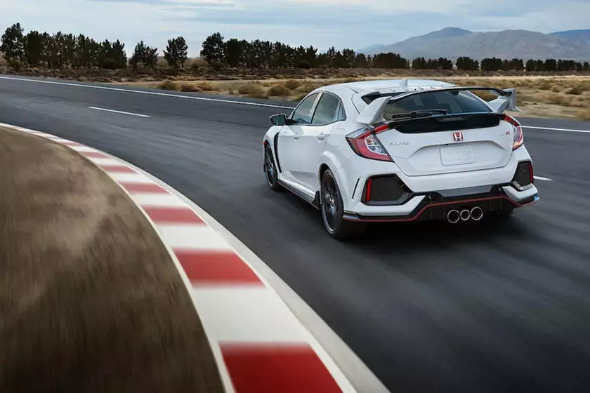 Ang Honda Civic Type-R Ba Usa ka Performance Bargain? 11825_6