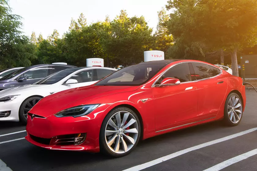 Tesla Moal lami deui muka jaringan Supercharger ka EVs lianna sarta rake $ 25 Milyar Sataun 11878_2