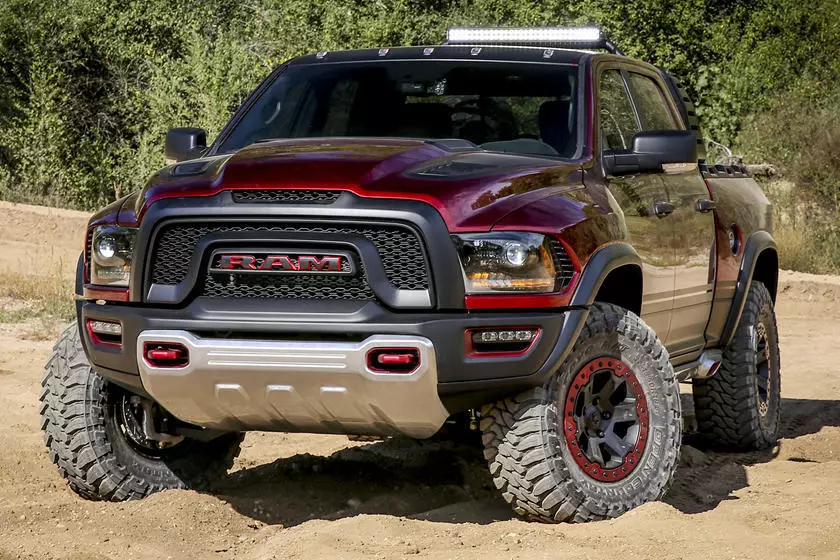 Ford F-150 Raptor може да има нова причина да се плаши од Chevy Silverado 11929_10