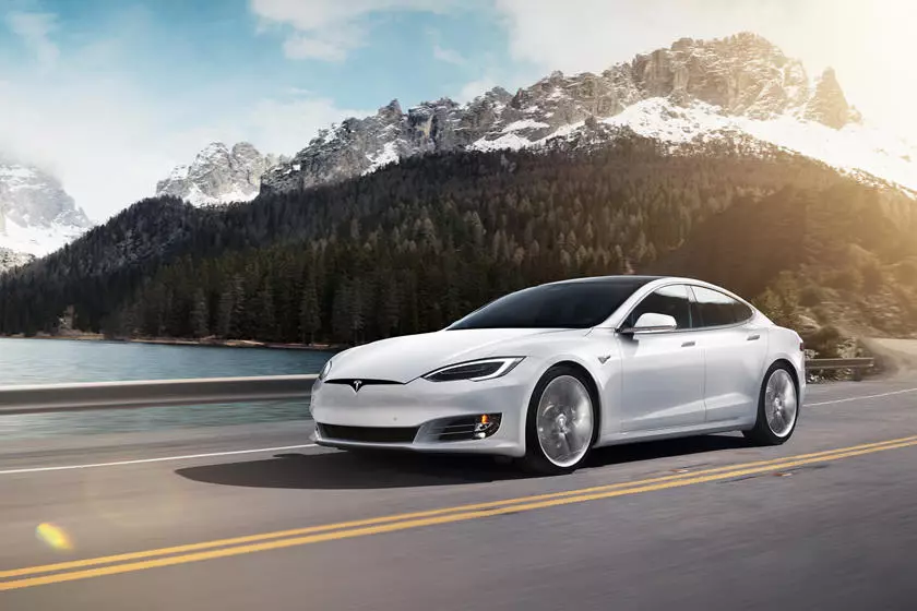 2017-2020 Tesla Model S Pemanduan Pandangan Hadapan