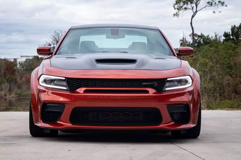 Är Dodge Charger Hellcat Redeye värt uppgraderingen? 12309_2