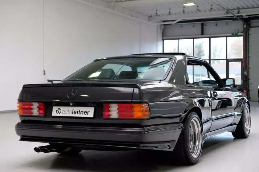 Denna 1989 Mercedes 560 SEC AMG 6.0 Widebody kostar mer än en ny AMG GT-R 12312_3