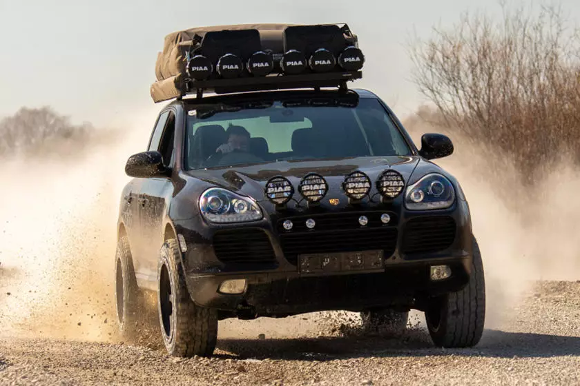 Porsche Cayenne Hardcore Off-Roaderə çevrildi 12348_1