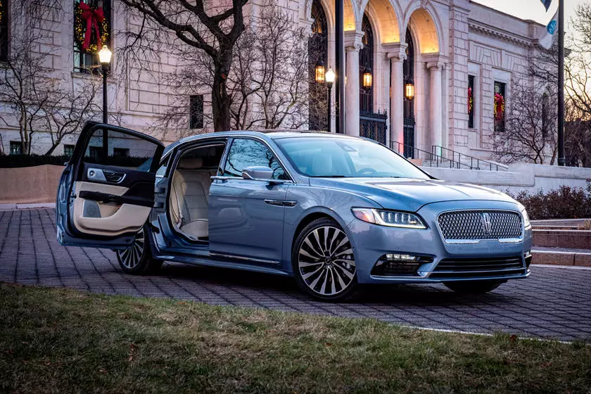 Lincoln Continental İntihar Qapıları 2019-cu il üçün Rəsmi olaraq geri qayıdır 12466_12