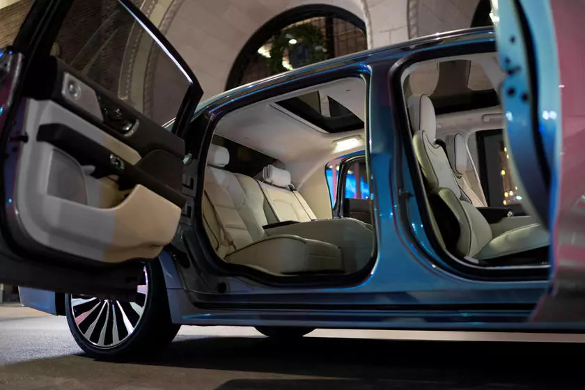 Lincoln Continental Suicide Doors Uffiċjalment Jirritornaw Għall-2019 12466_9