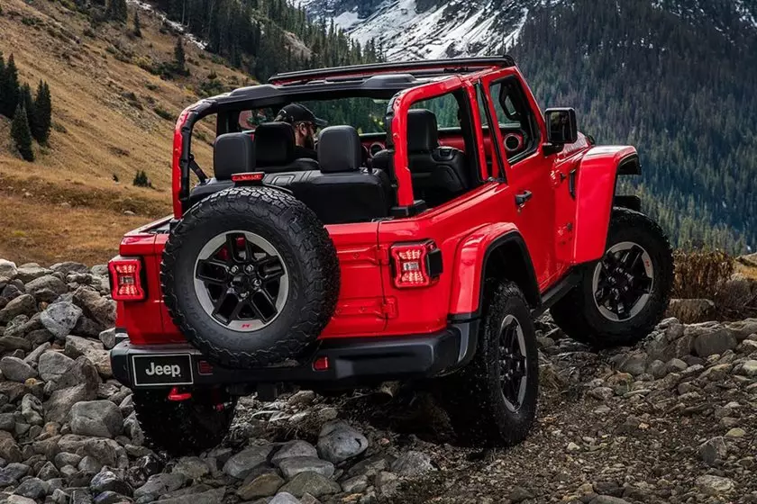 Jeep Wranglers Apart කියන්න බැරිද? එක් එක් පරම්පරාව හඳුනා ගන්නේ කෙසේද යන්න මෙන්න 12614_6