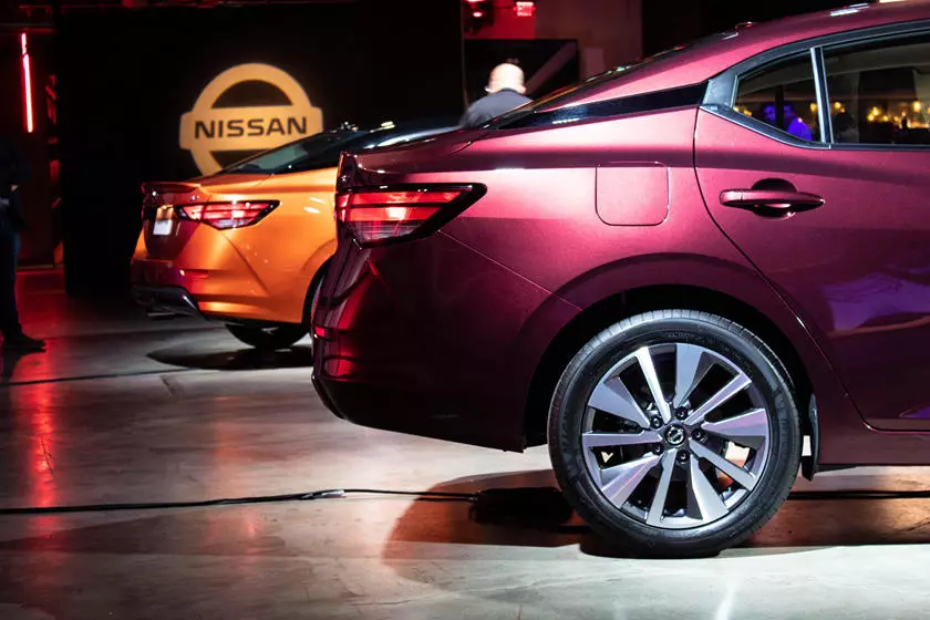 Iepazīstieties ar pilnībā pārveidoto 2020. gada Nissan Sentra 12748_12