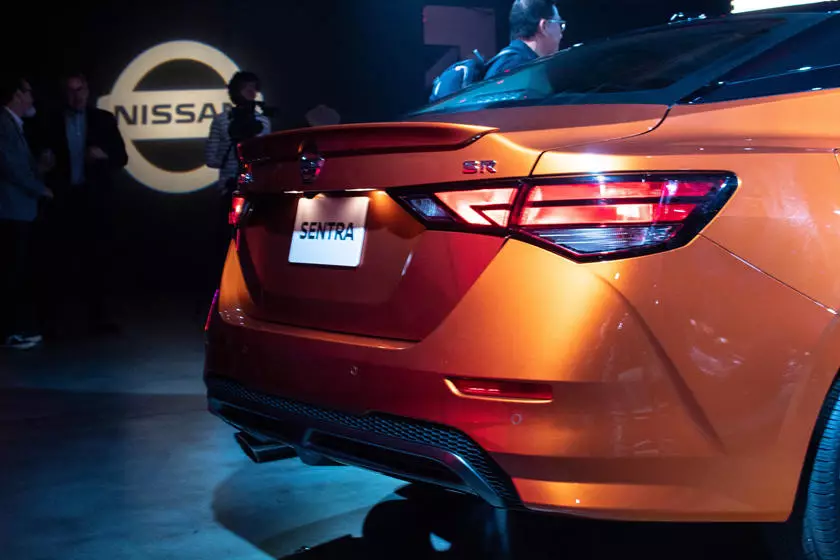 Iepazīstieties ar pilnībā pārveidoto 2020. gada Nissan Sentra 12748_8