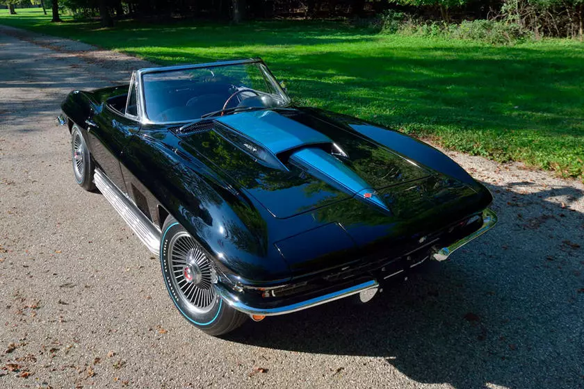 አንደኛ-መቼም L88 Corvette ከእሽቅድምድም የዘር ሐረግ ጋር ለሽያጭ ቀርቧል 12805_6