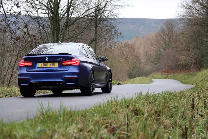 การทดสอบไดรฟ์ทดสอบ BMW M3 CS ปี 2018: การบันทึกสิ่งที่ดีที่สุดสำหรับ Last 12860_22