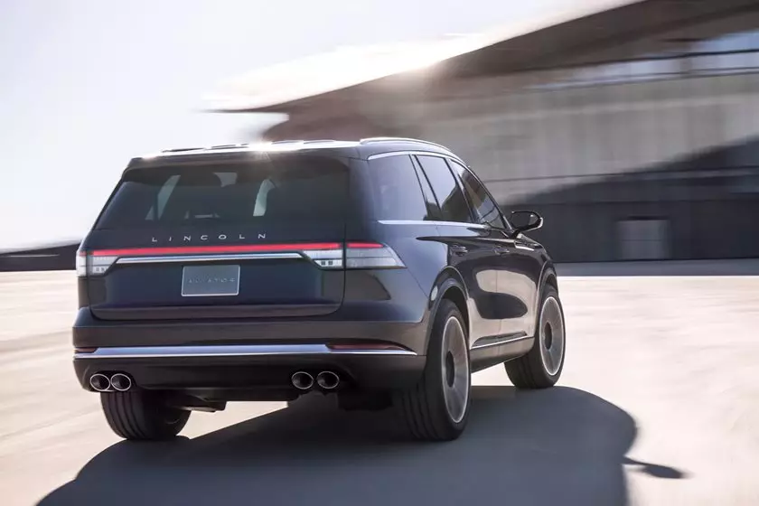 Lincoln Reimagines Aviator 2020 jako odvážný, přeplňovaný, hybridní crossover 12886_22