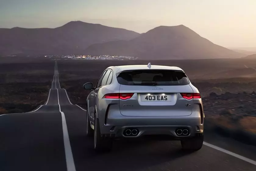 2019 Jaguar F-Pace SVR Inaleta Haraka Katika Familia 12930_15