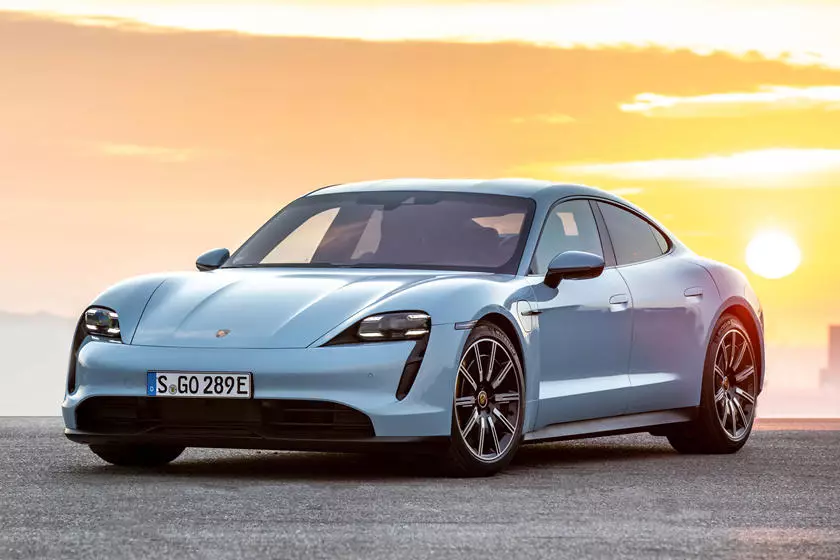 2020-2021 Porsche Taycan 4S frontale aspek