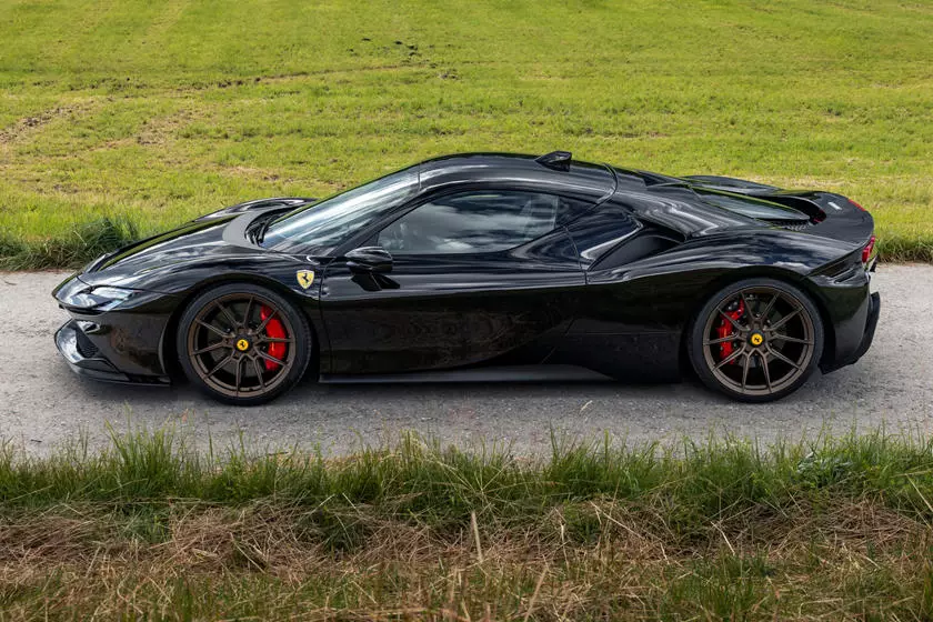 Extreme Ferrari SF90 muaj tshaj 1,000 HP 13016_6